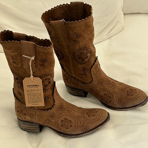 Sendra | Shoes | Brill Sendra Lace Edged Trendy Boots New | Poshmark